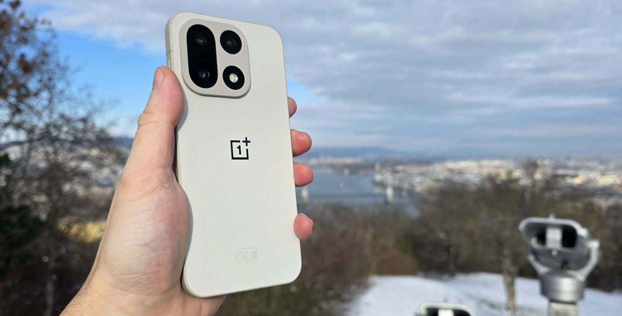 OnePlus 15 teszt: Bukás vagy van értelme megvenni ezt a telefont ...
